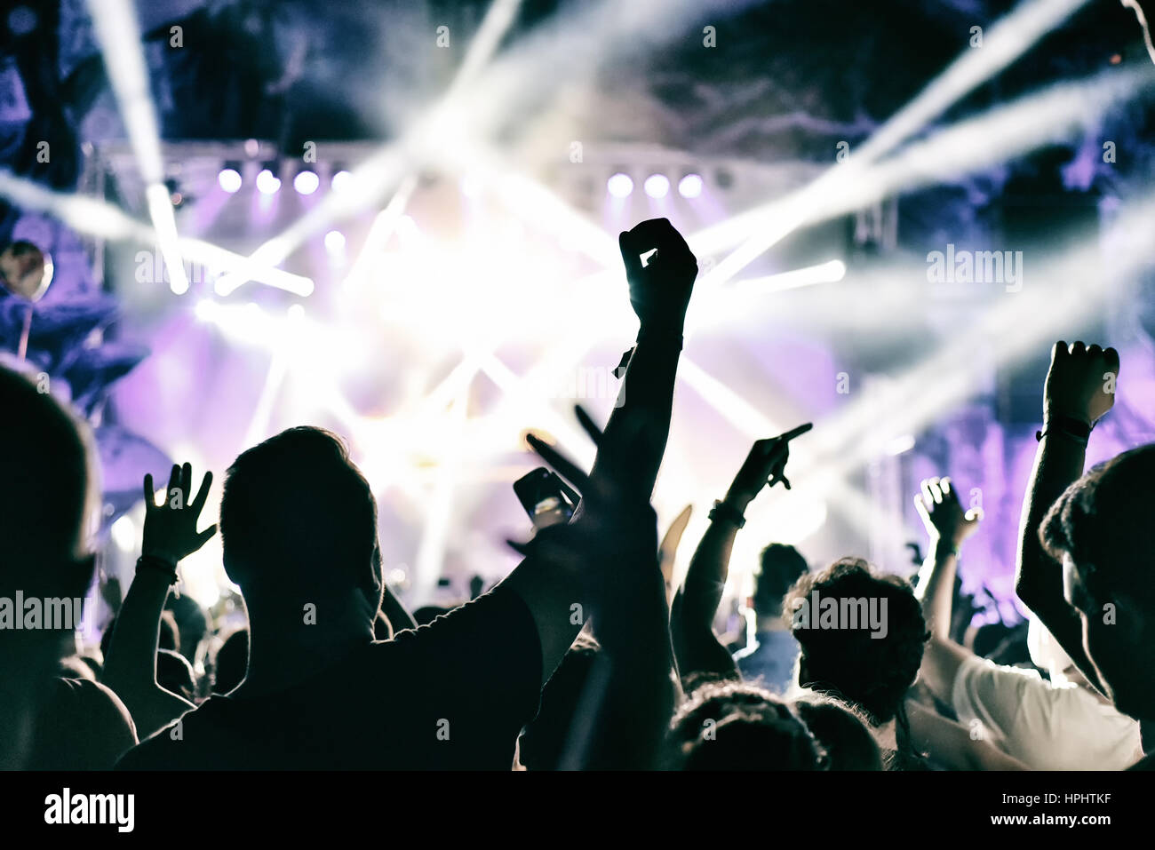 Concert crowd applauding at a music festival Stock Photo - Alamy