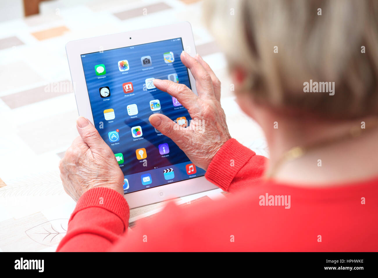 Person plus icon hi-res stock photography and images - Alamy
