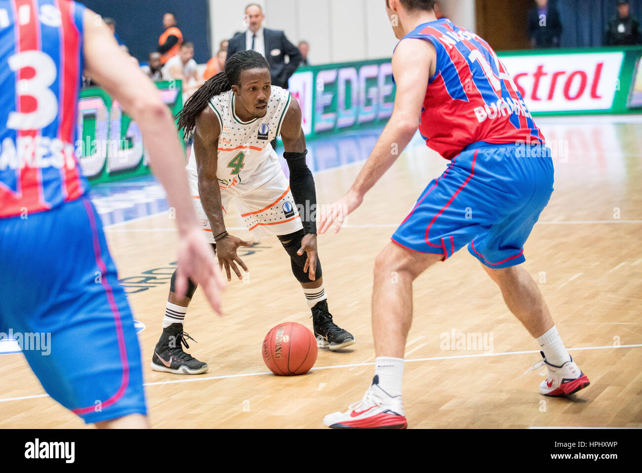 October 28, 2015: Courtney Fortson #4 of Banvit Bandirma and Titus ...
