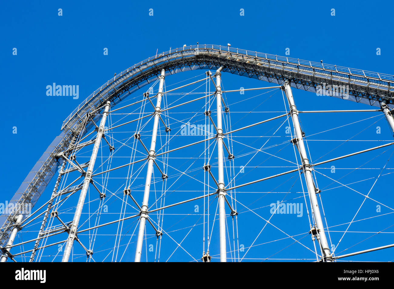 Thunder dolphin roller coaster hi-res stock photography and images - Alamy