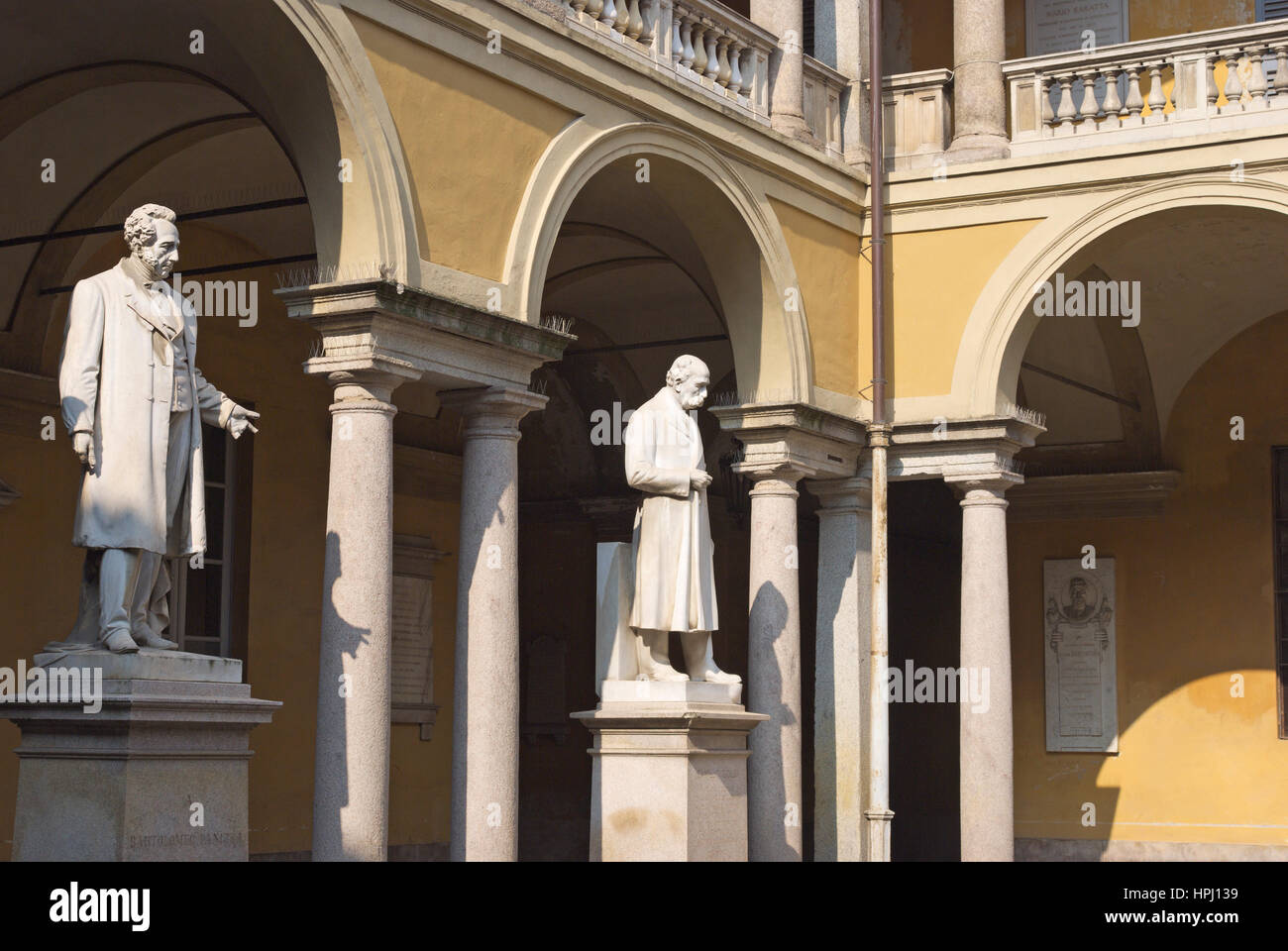 Pavia university hi-res stock photography and images - Alamy