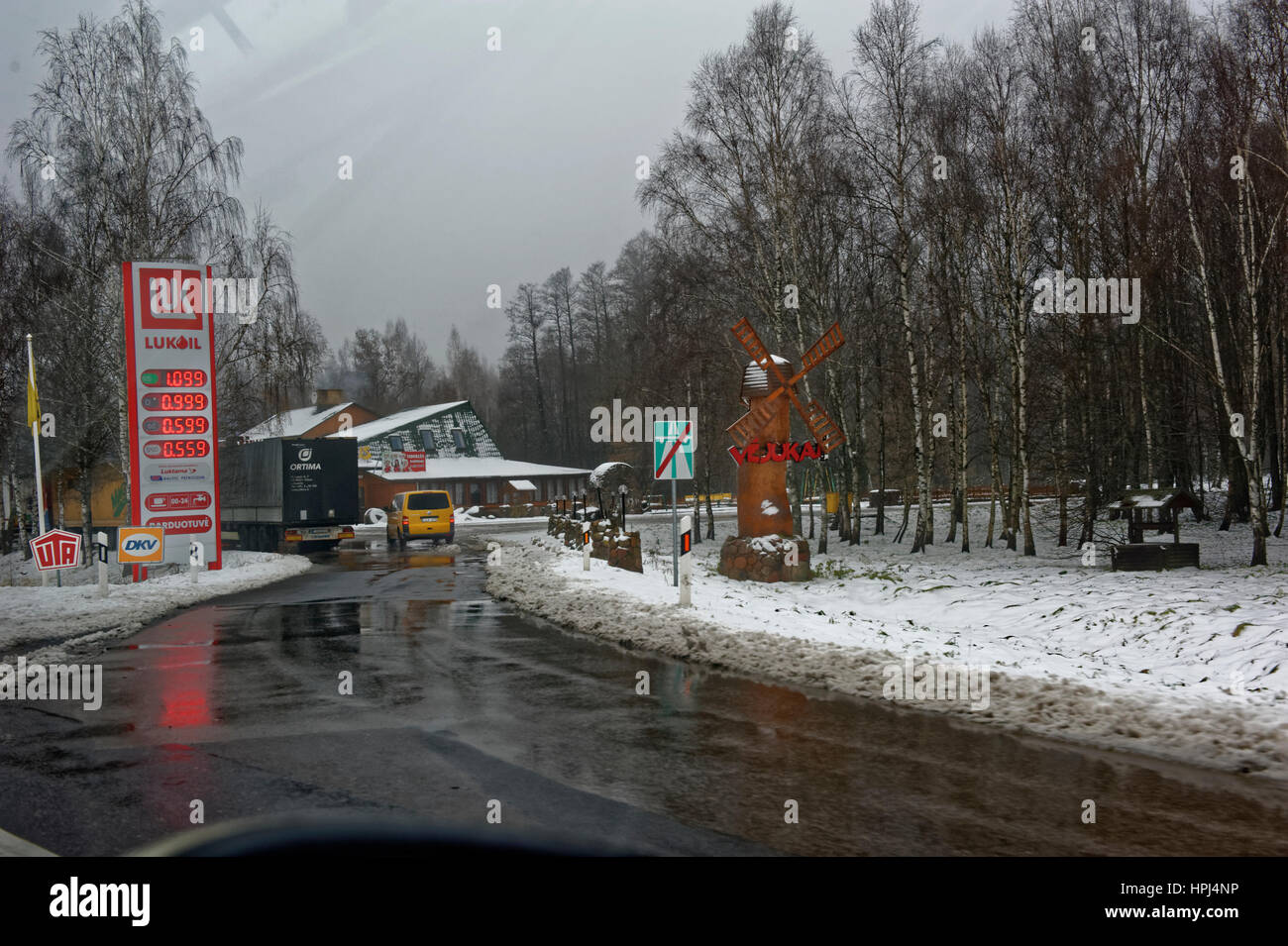 E67 road hi-res stock photography and images - Alamy