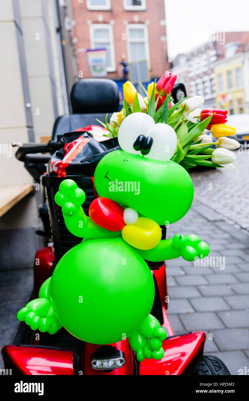 Disabled scooter hi-res stock photography and images - Alamy