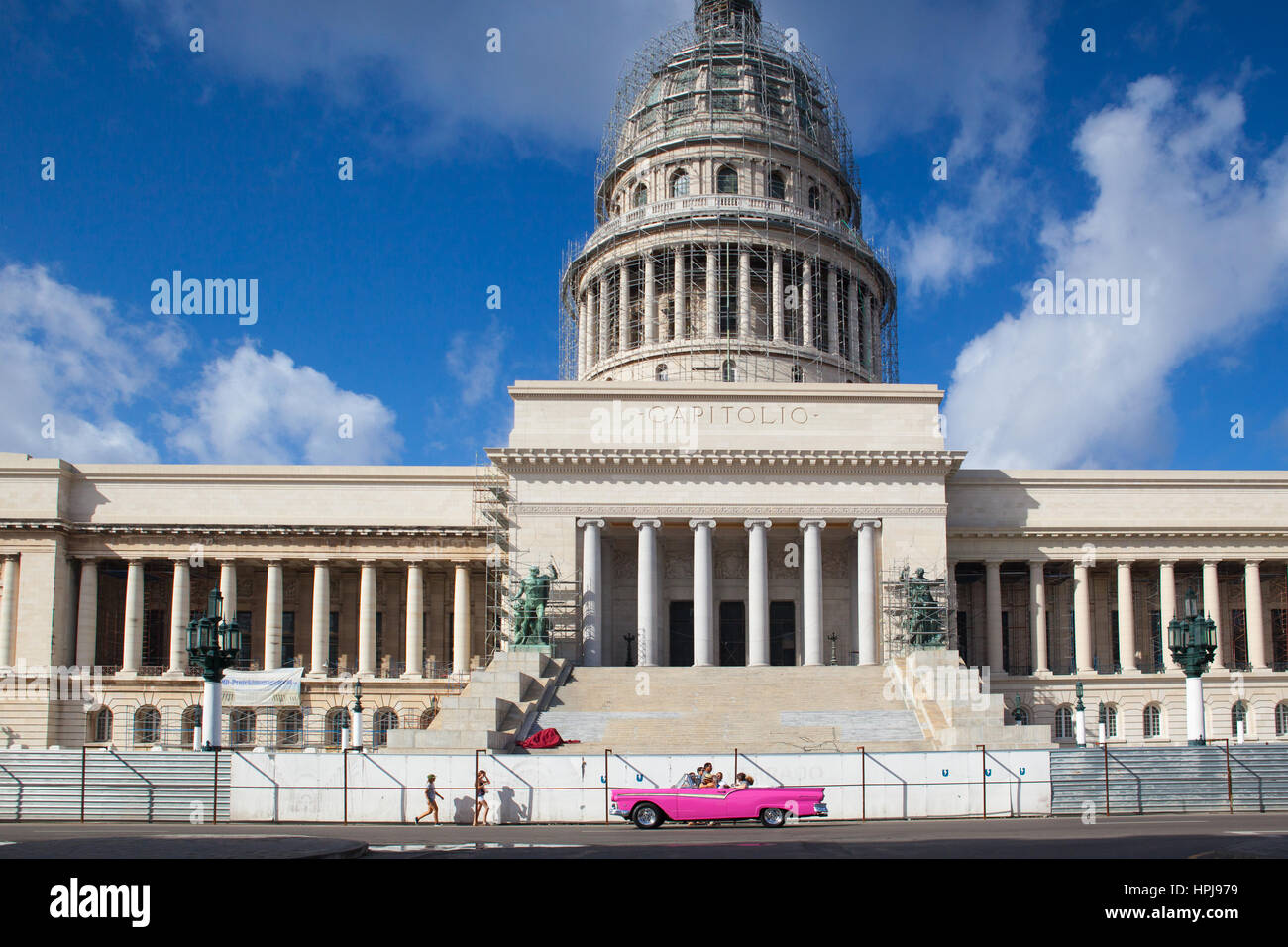 National capital building of havana hi-res stock photography and images ...