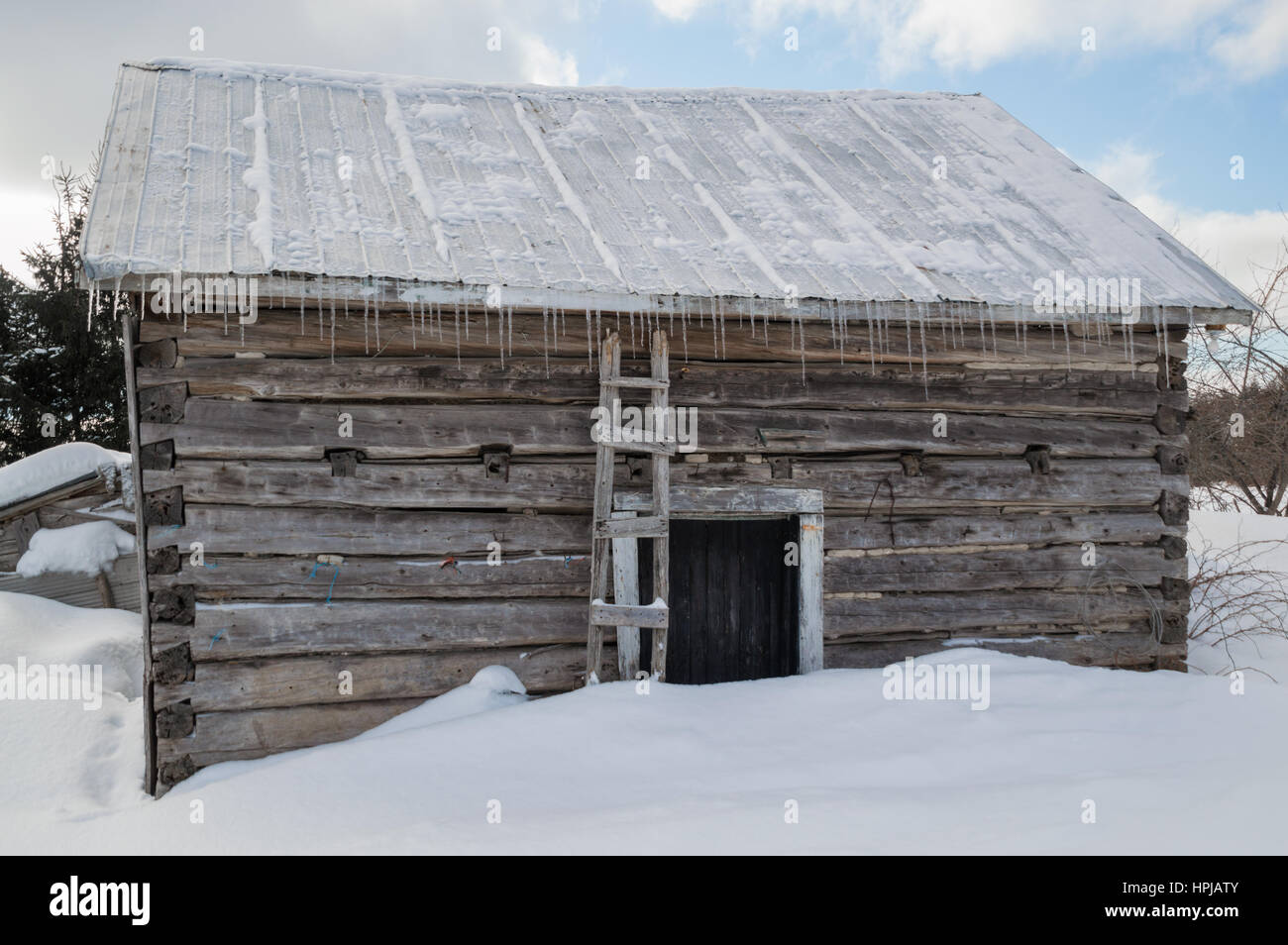 Pioneer log cabin hi-res stock photography and images - Alamy