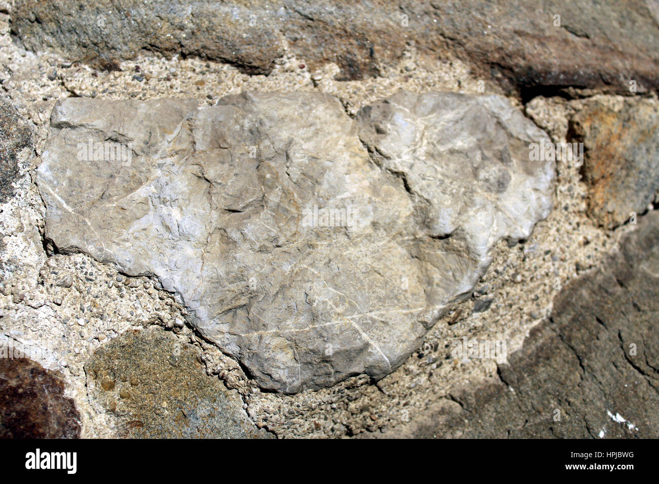 Boulder wall mortar hi-res stock photography and images - Alamy