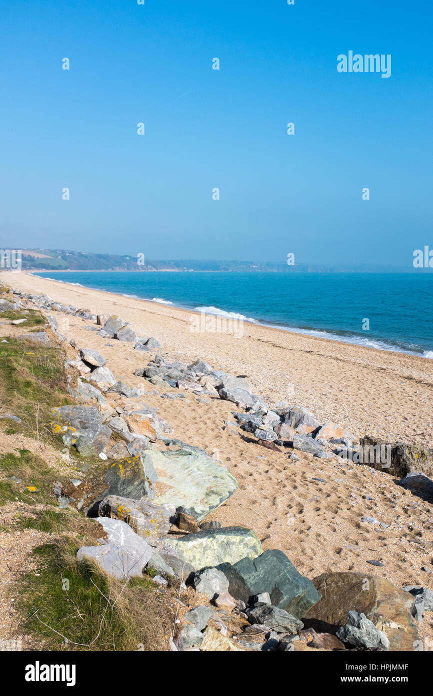 The beach at Slapton Sands in Start Bay, Devon Stock Photo - Alamy
