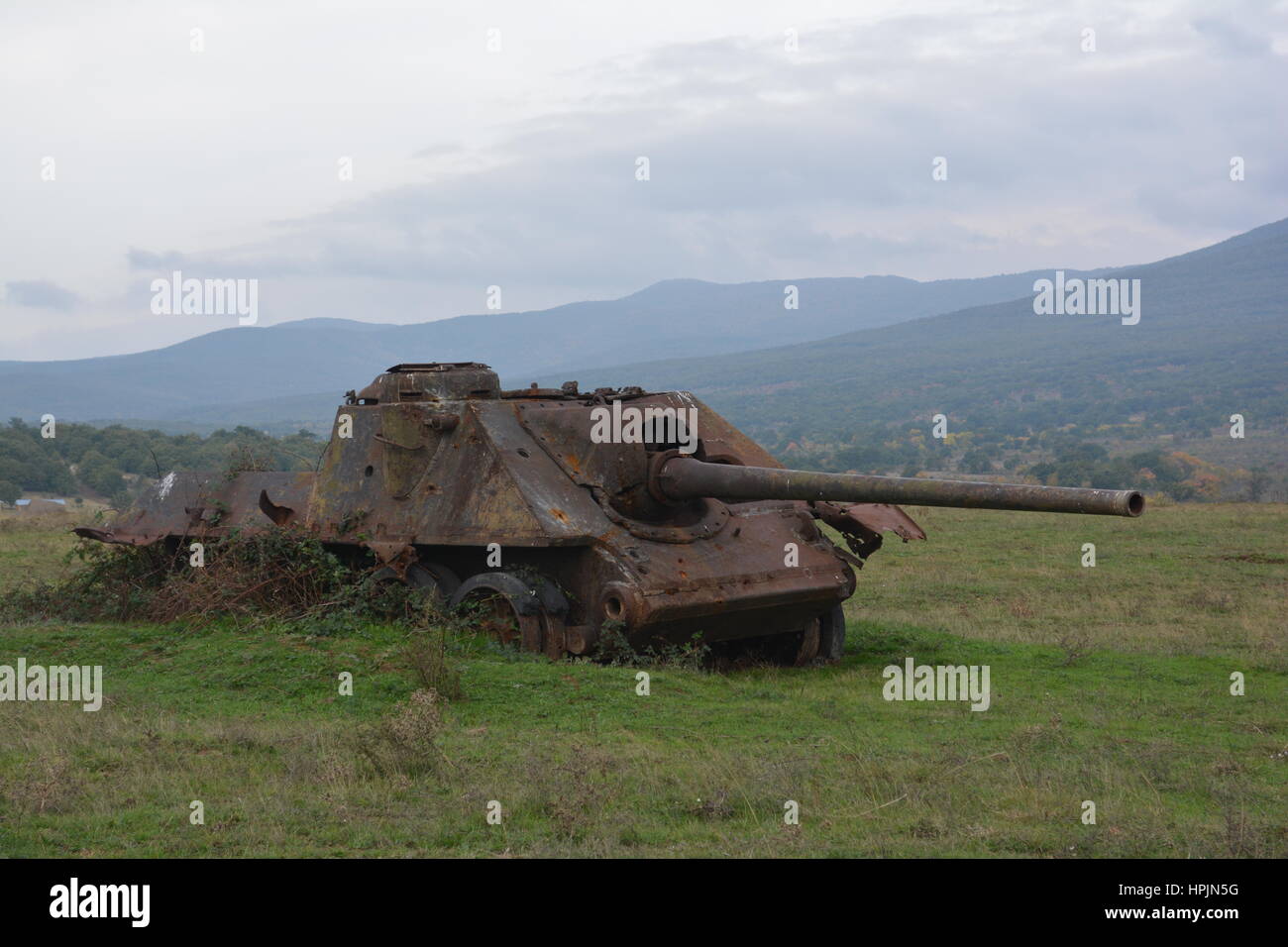 Broken tanks hi-res stock photography and images - Alamy