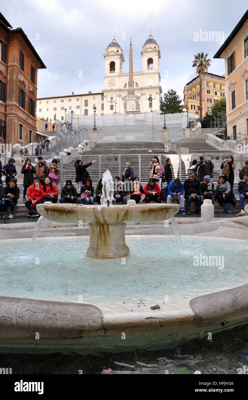 ROME, ITALY - MARCH 14, 2016: Tourists visiting the Piazza di Spagna ...