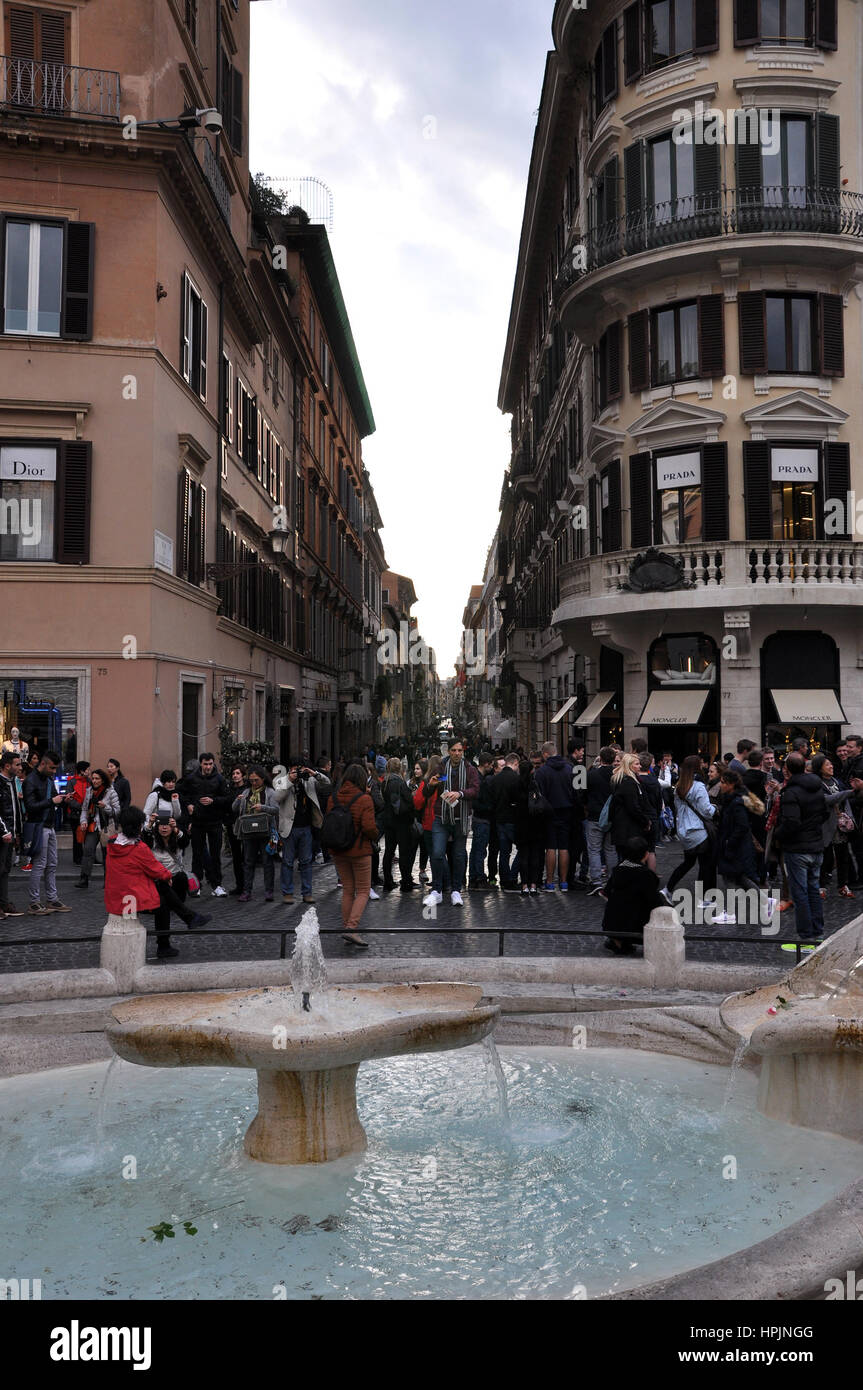 ROME, ITALY - MARCH 14, 2016: Tourists visiting the Piazza di Spagna ...