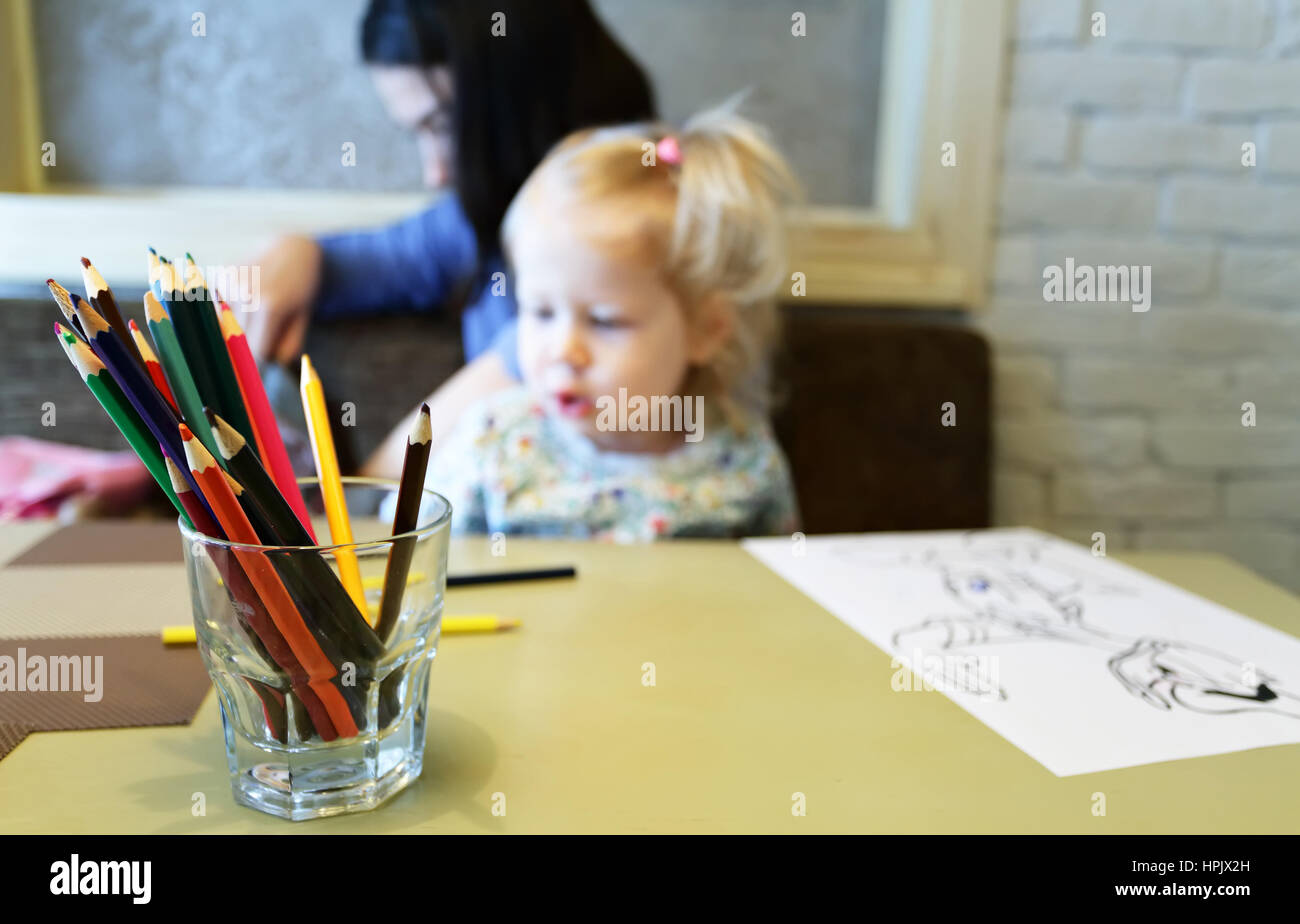 Pencil drawing by child hi-res stock photography and images - Alamy