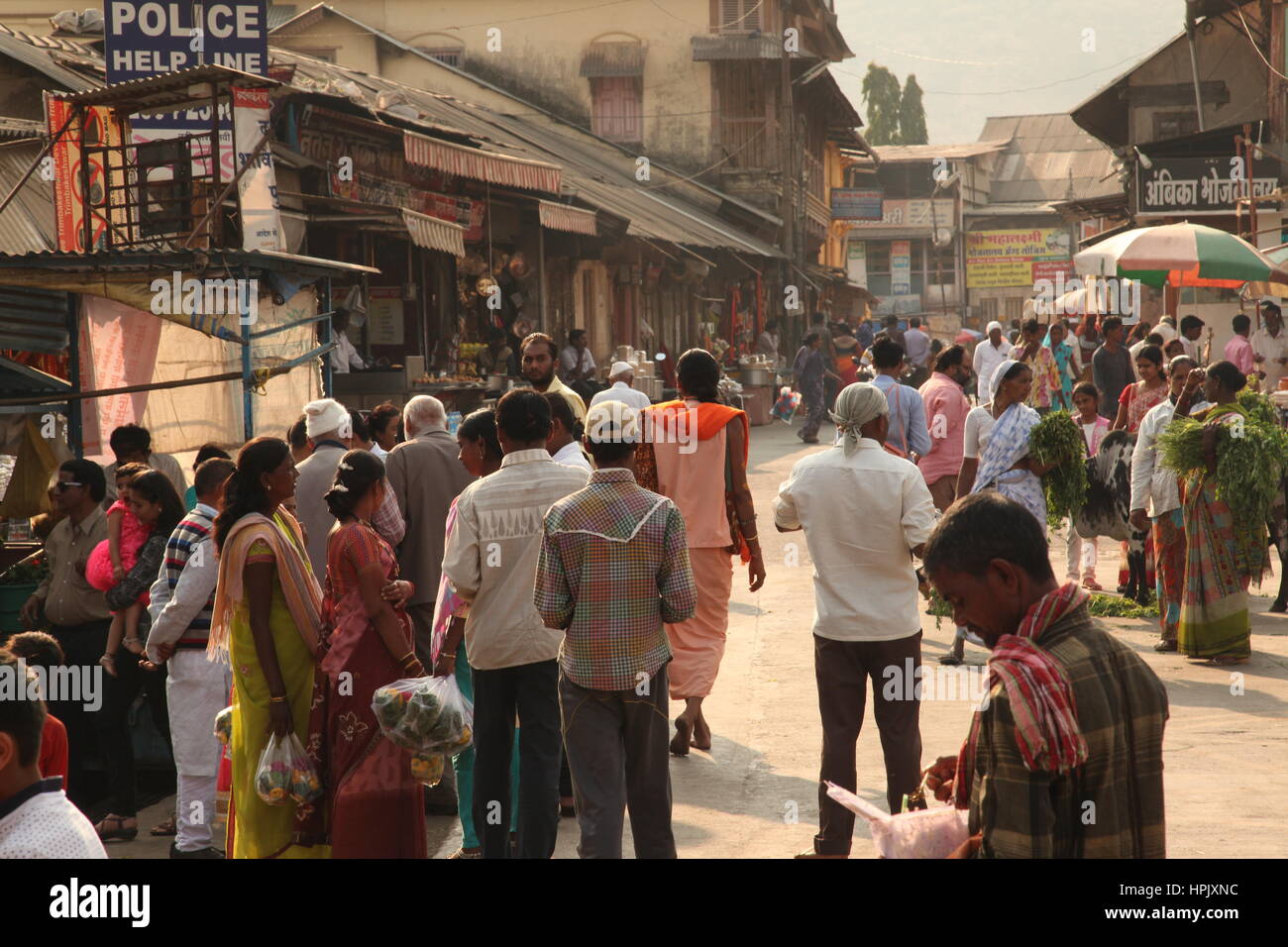 Young poor indian street hi-res stock photography and images - Alamy