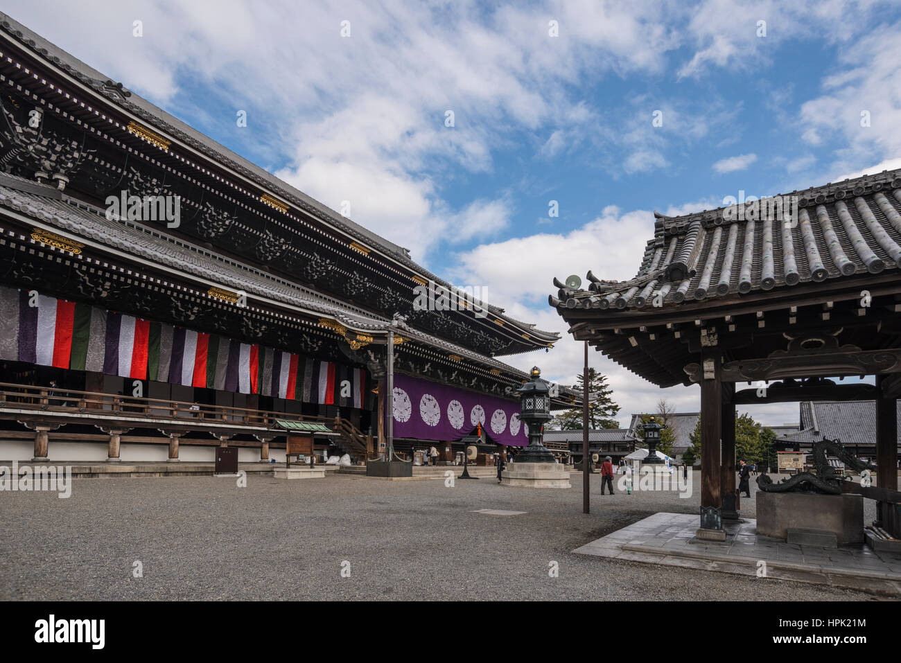 Higashi honganji temple hi-res stock photography and images - Alamy