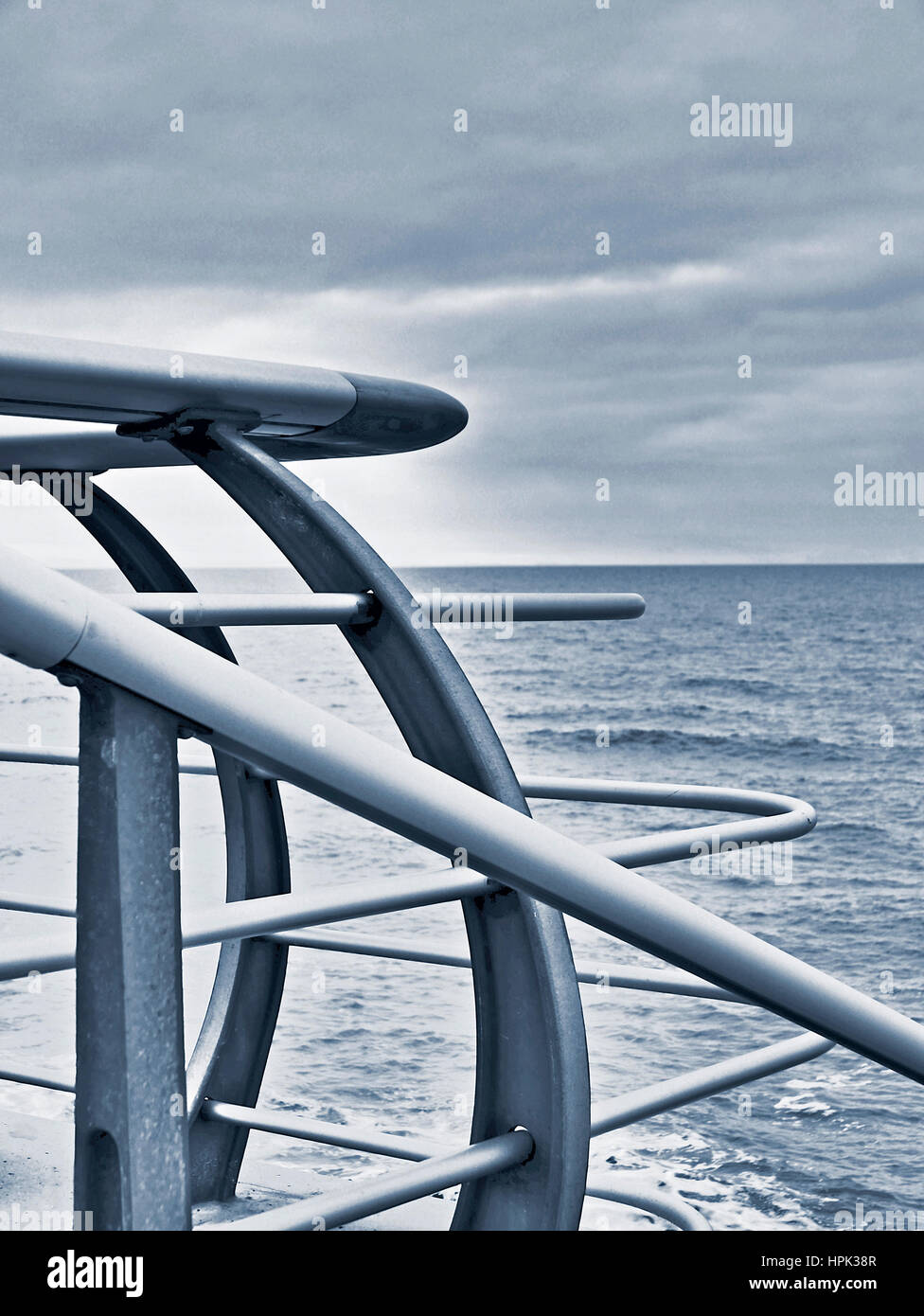 Curved railings hi-res stock photography and images - Alamy