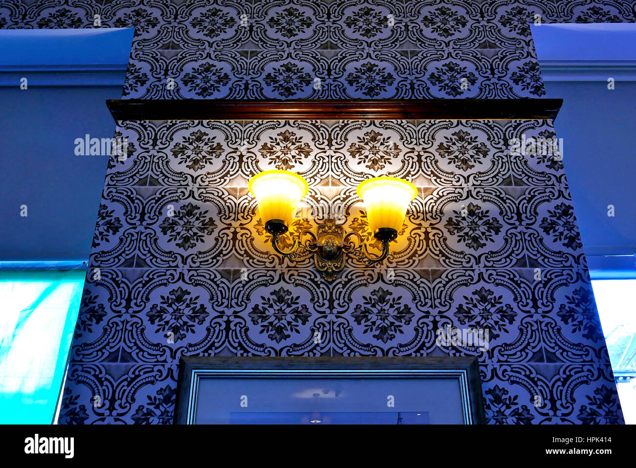 Wall lights in pub Stock Photo - Alamy