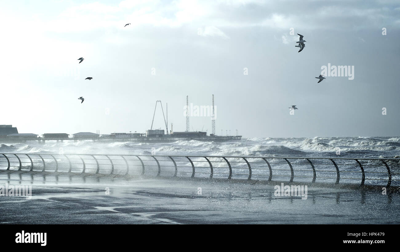 Lashing seafront hi-res stock photography and images - Alamy