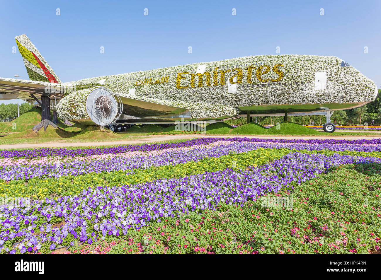 DUBAI, UAE - NOV 27, 2016: Emirates Airbus A380 made of Flowers at the ...