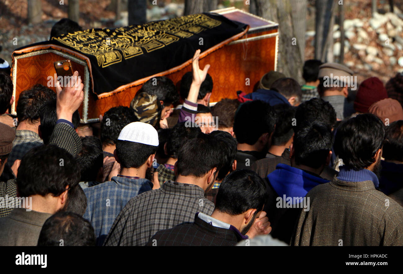 60 year old woman body hi-res stock photography and images - Alamy