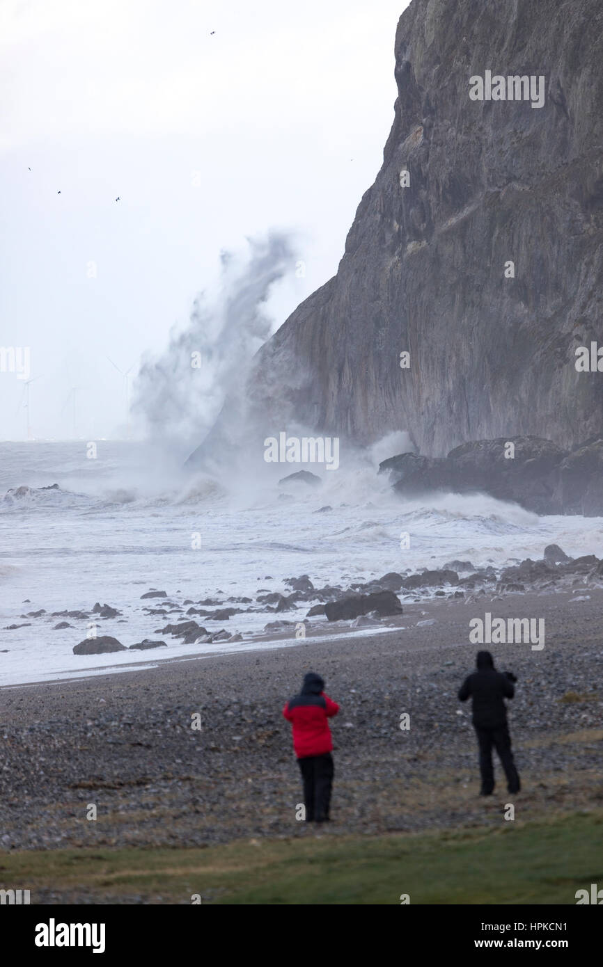British storm chasers hi-res stock photography and images - Alamy