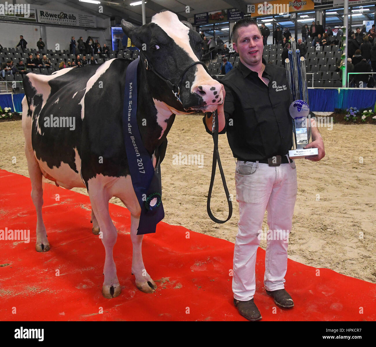 Verden, Germany. 25th Feb, 2017. Farmer Henrik Wille with his prize ...