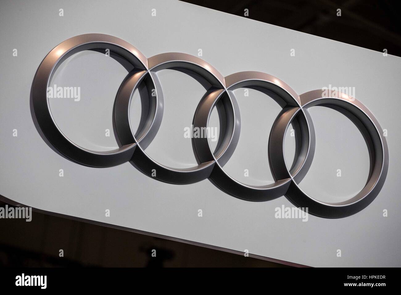 Audi rings hi-res stock photography and images - Alamy