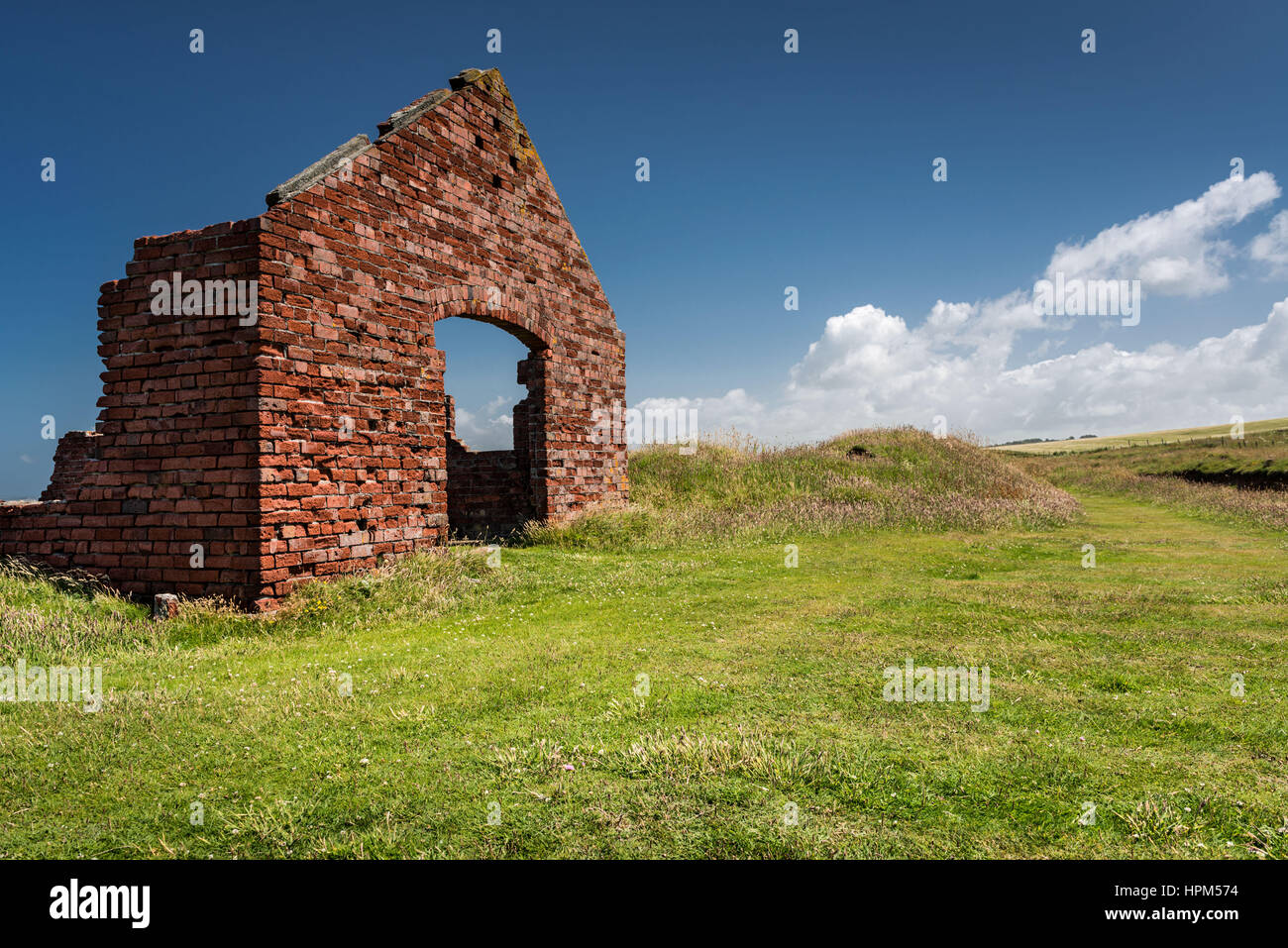 Roofless house hi-res stock photography and images - Alamy