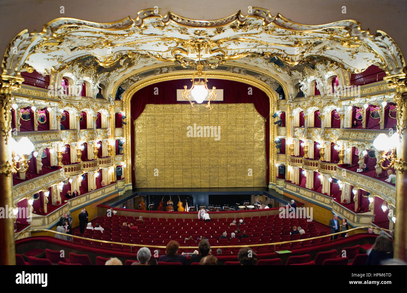 State opera.Prague. Czech Republic Stock Photo - Alamy
