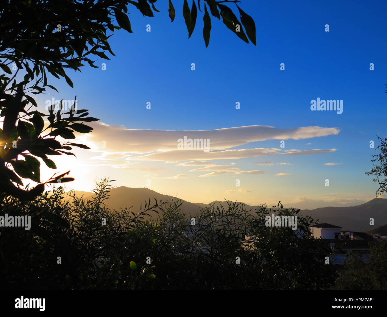 Sunshine through clouds hi-res stock photography and images - Alamy