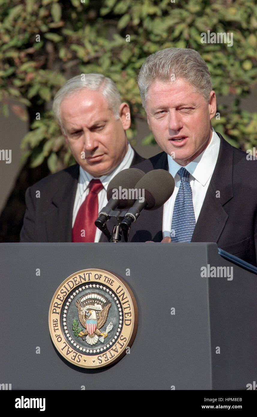 US President Bill Clinton with Israeli Prime Minister Benjamin ...