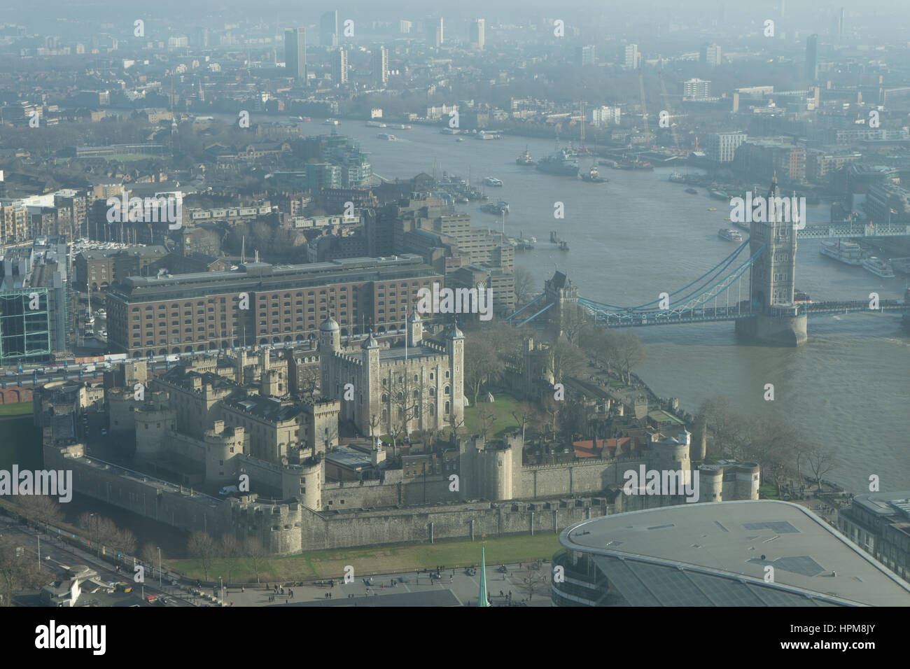 London rooftop view tower bridge hi-res stock photography and images ...