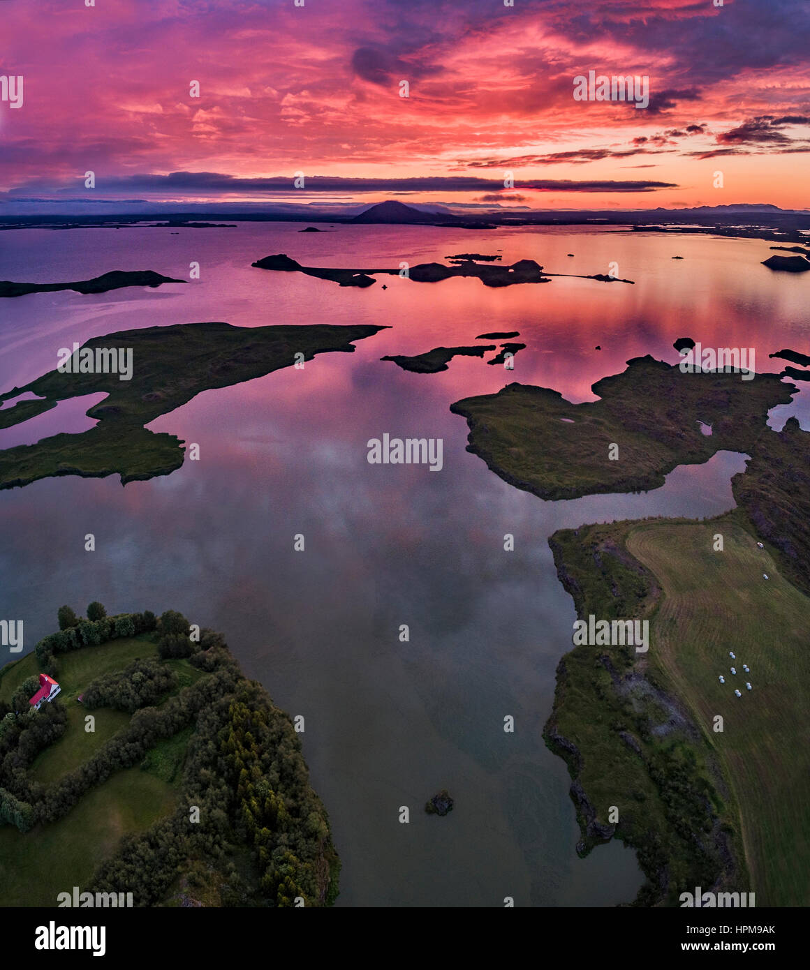 Arctic midnight sunset colors hi-res stock photography and images - Alamy