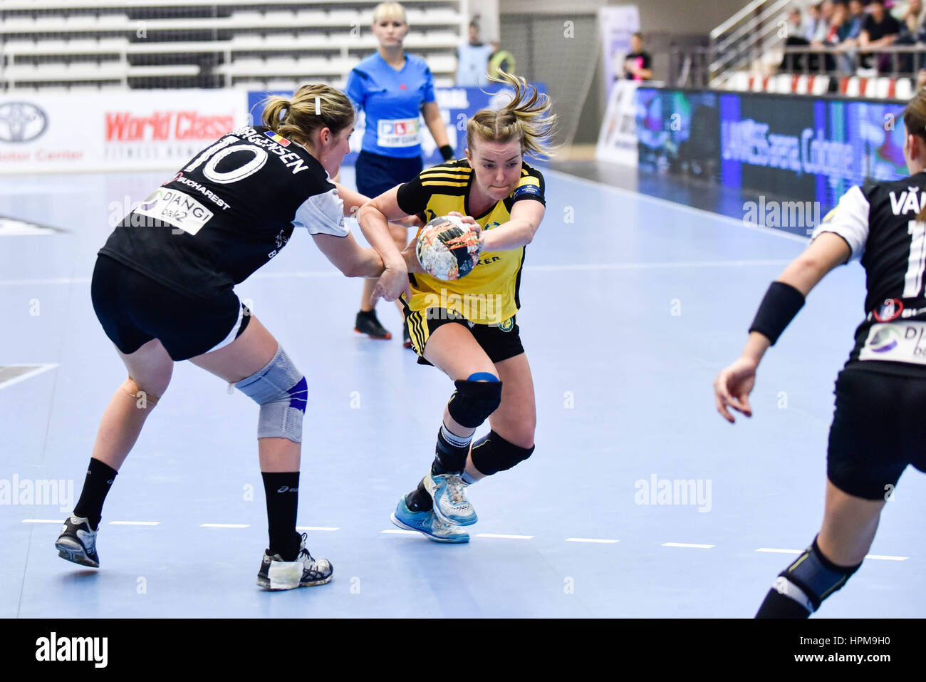 November 20, 2015: Stine Lund Andreassen #10 of IK Savehof and Line ...