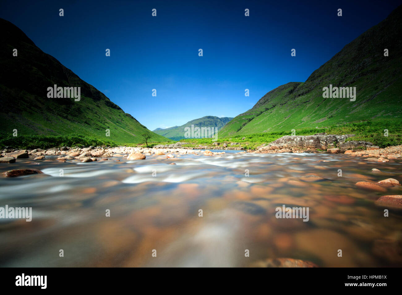 Light underwater hi-res stock photography and images - Alamy