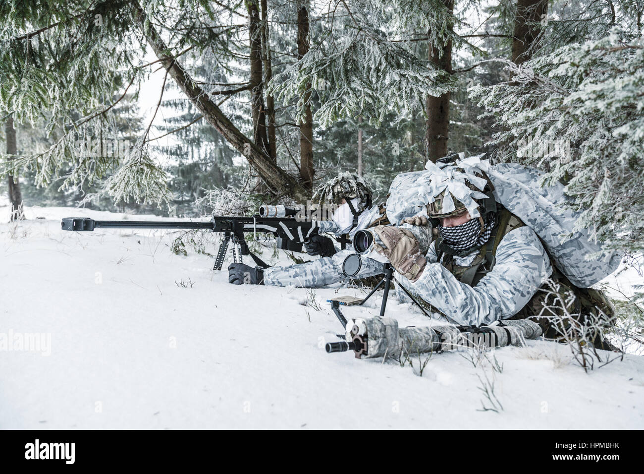 Sniper military waiting hi-res stock photography and images - Alamy