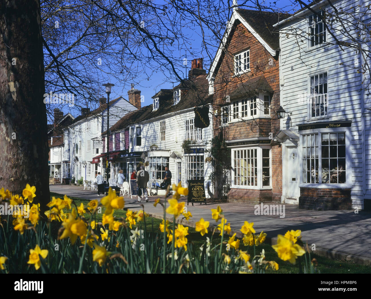 Tenterden high street kent hi-res stock photography and images - Alamy
