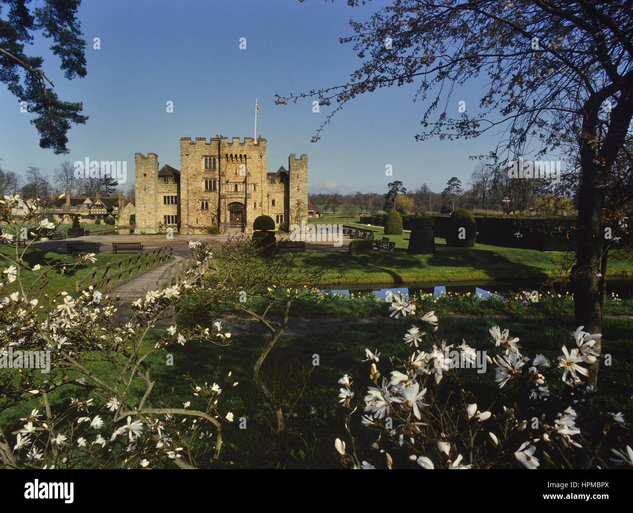 Uk Castles With Flowers High Resolution Stock Photography and Images ...