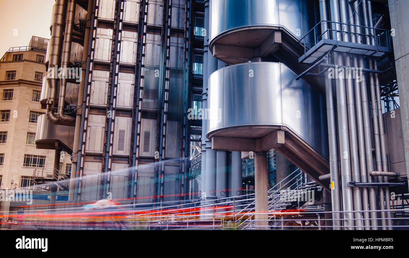 Old elevator london hi-res stock photography and images - Alamy