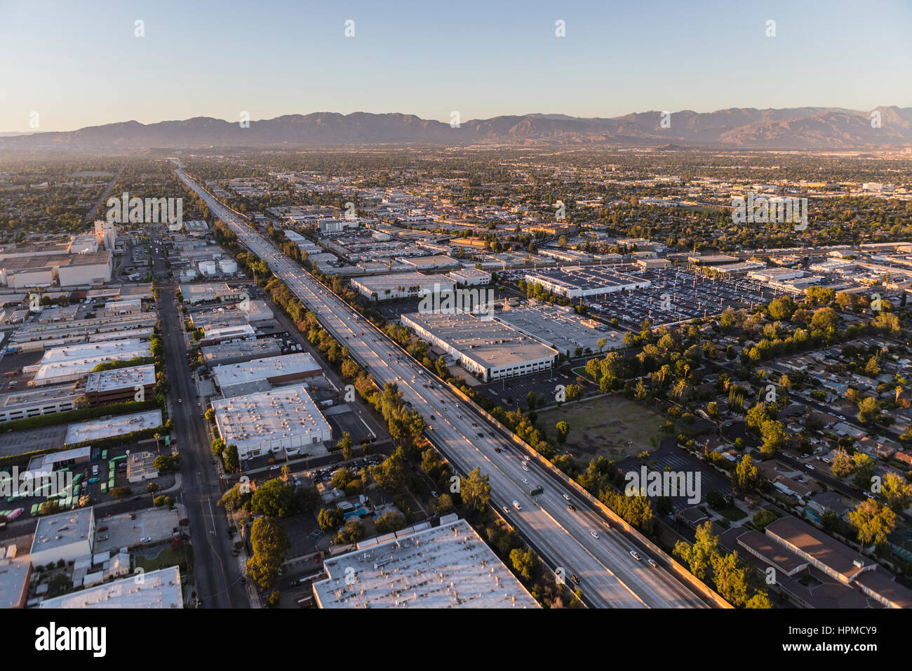 Los angeles freeway 405 hi-res stock photography and images - Alamy