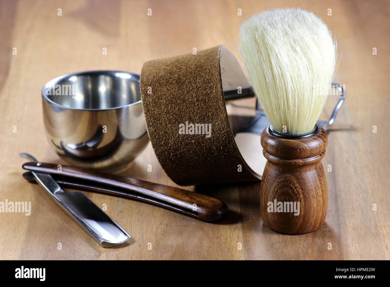 Straight razor knife hi-res stock photography and images - Alamy