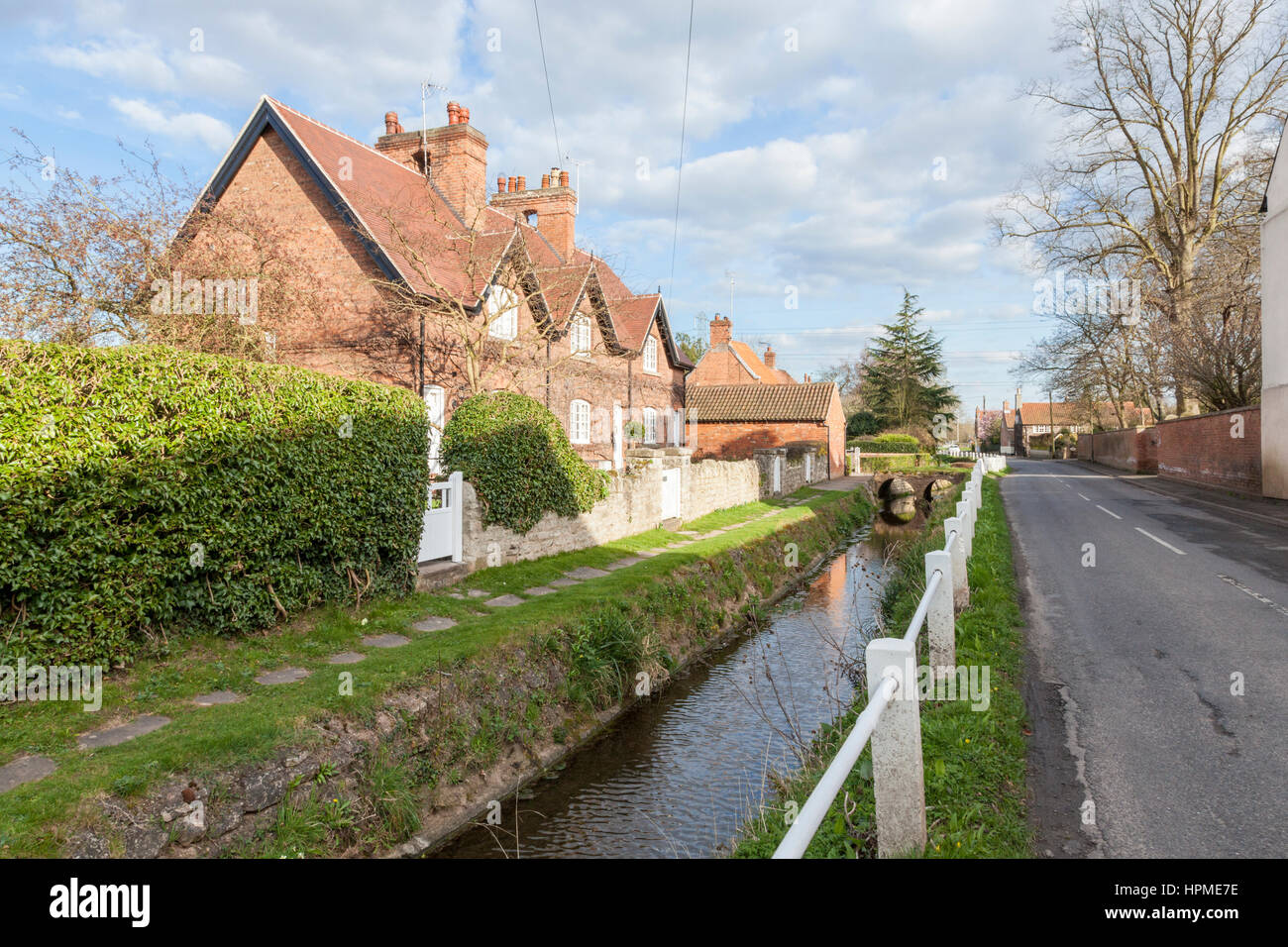 Nottinghamshire villages hi-res stock photography and images - Alamy