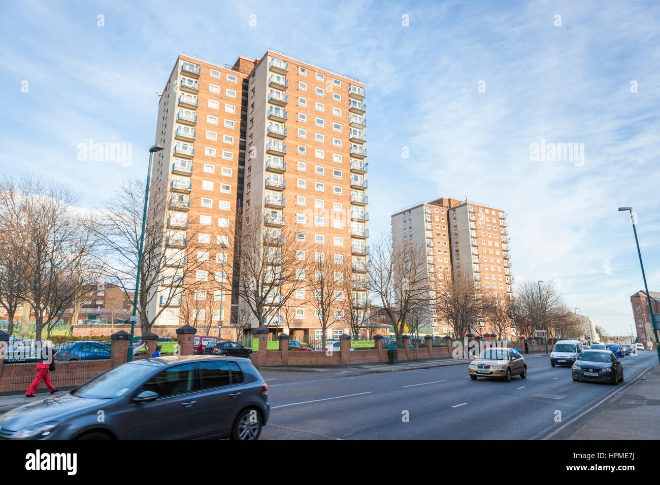Tower blocks uk hi-res stock photography and images - Alamy