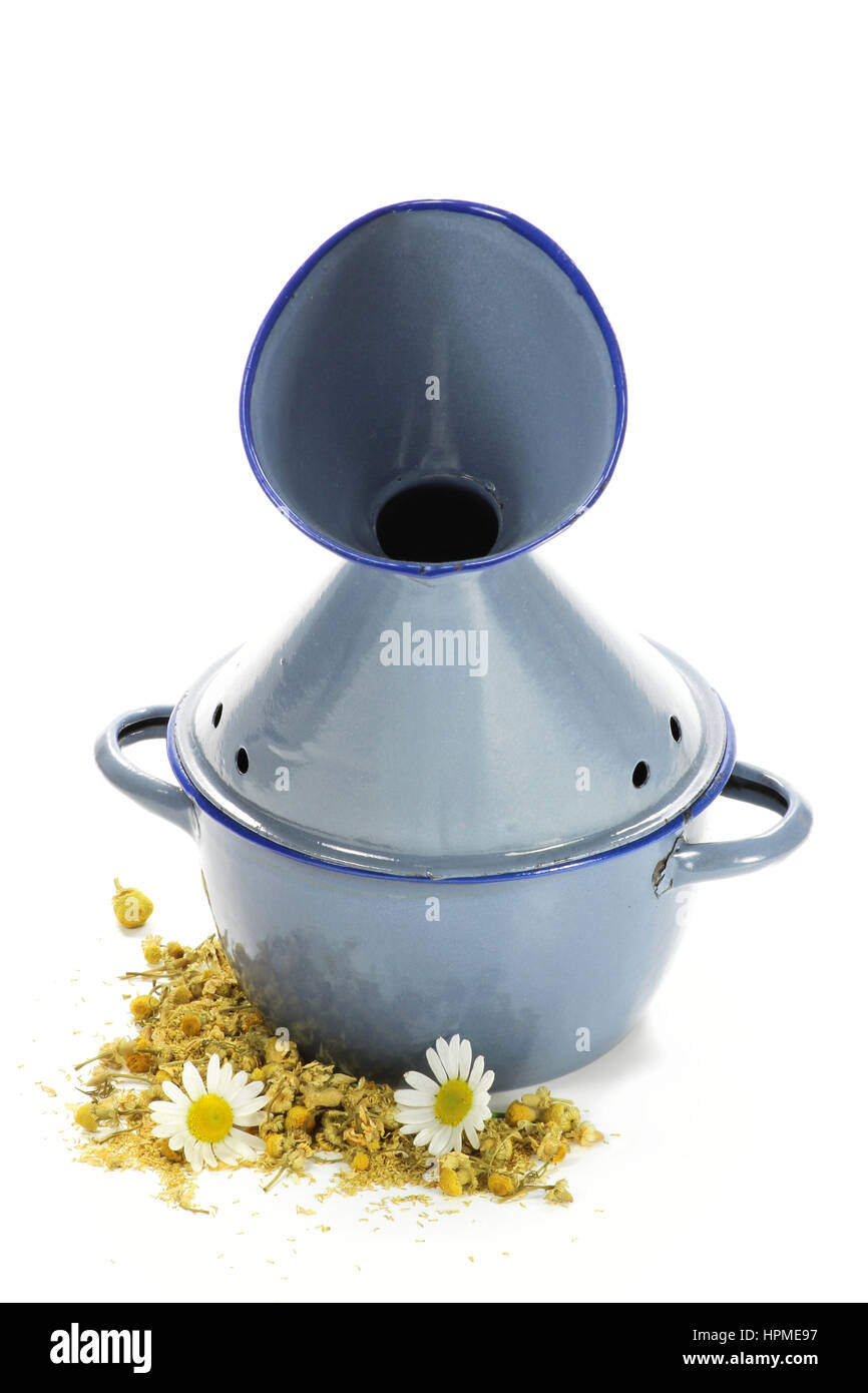 enamel inhalator with chamomile isolated on white background Stock ...