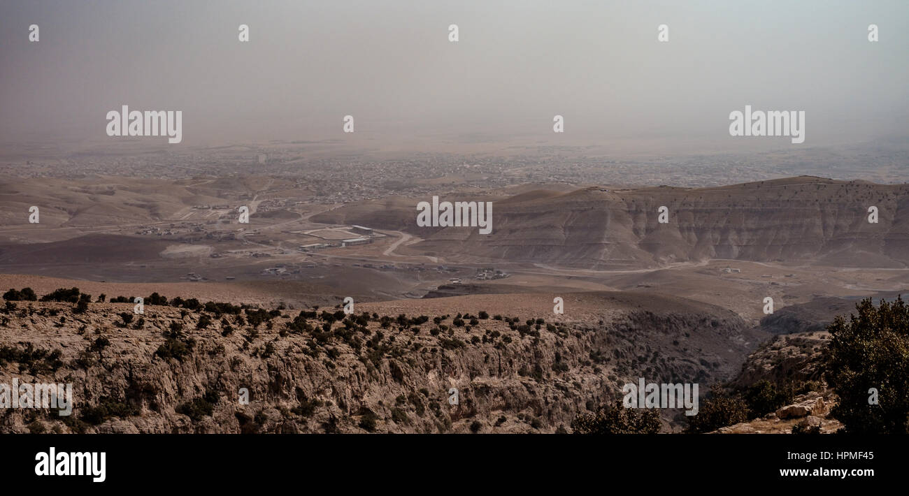 Sinjar Mountain High Resolution Stock Photography and Images - Alamy