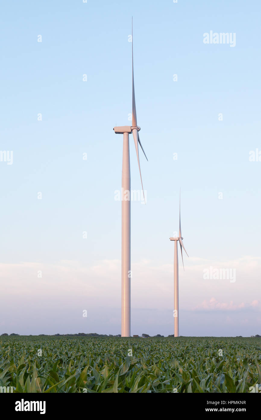 The Bishop Hill Wind Farm in Henry County, Illinois with 133 turbines ...