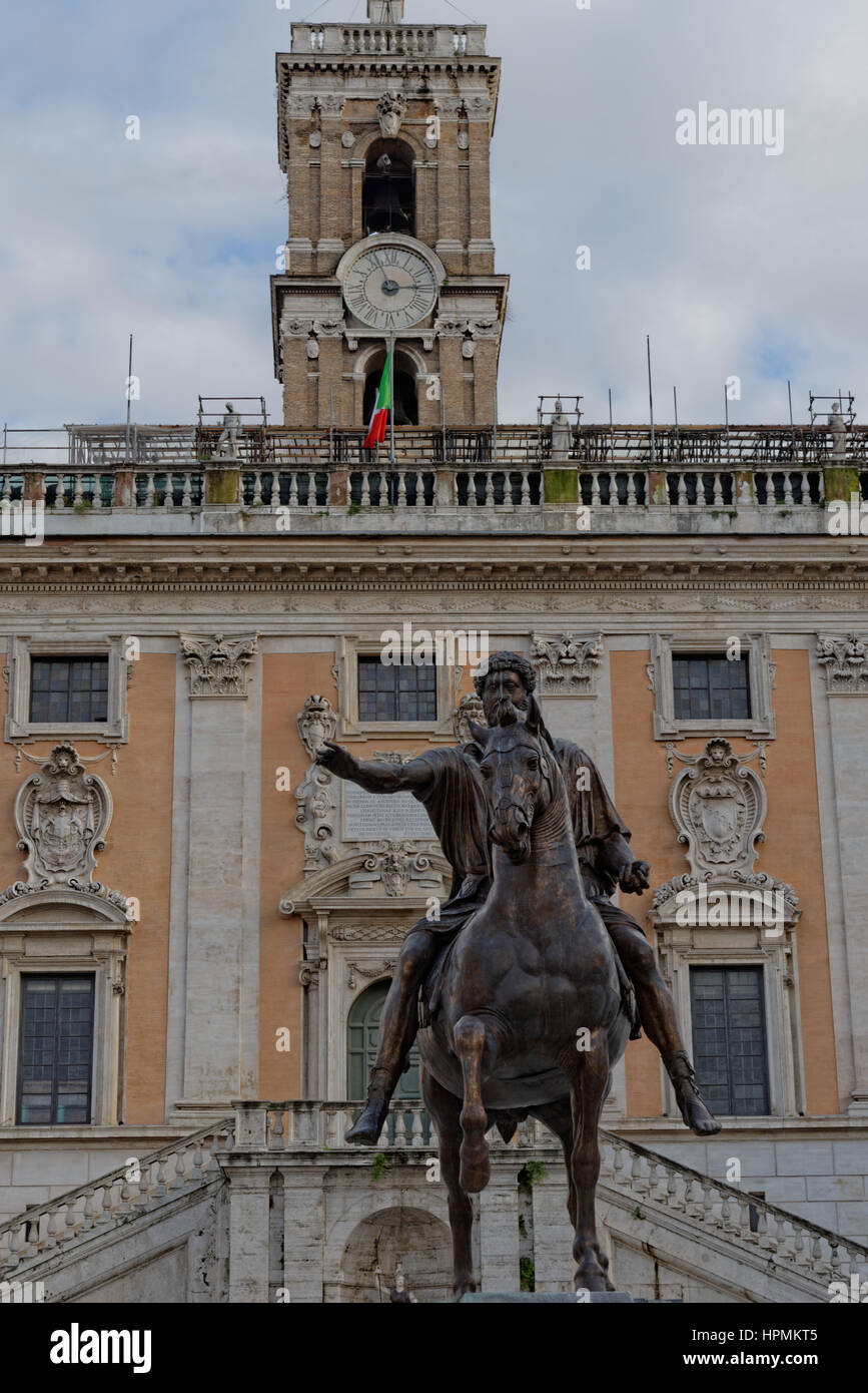 Square and palaces of the Capitol. Rome Stock Photo - Alamy