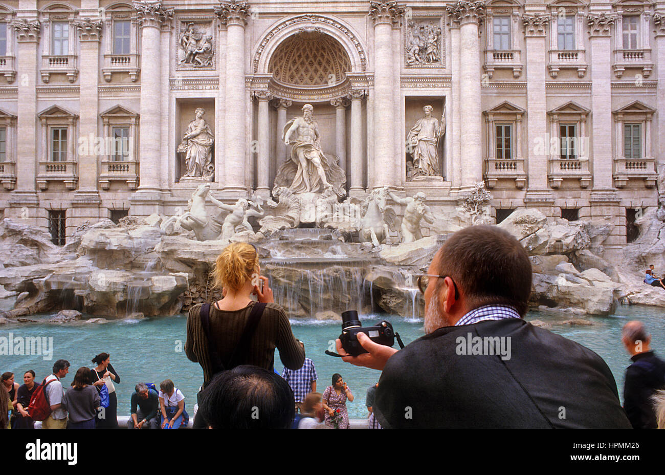 Roman girl at fountain hi-res stock photography and images - Alamy