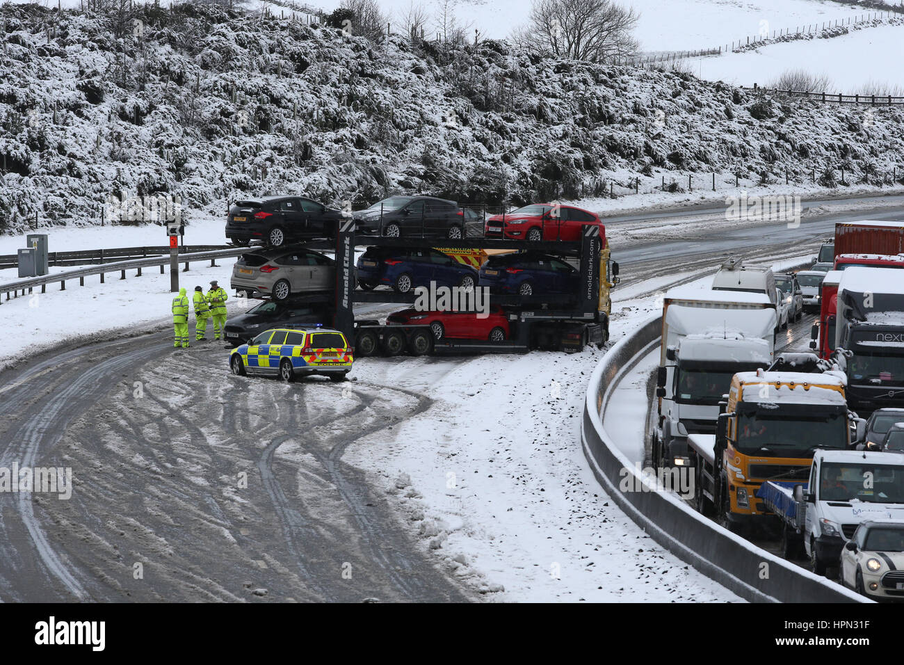 Jack knifed hi-res stock photography and images - Alamy