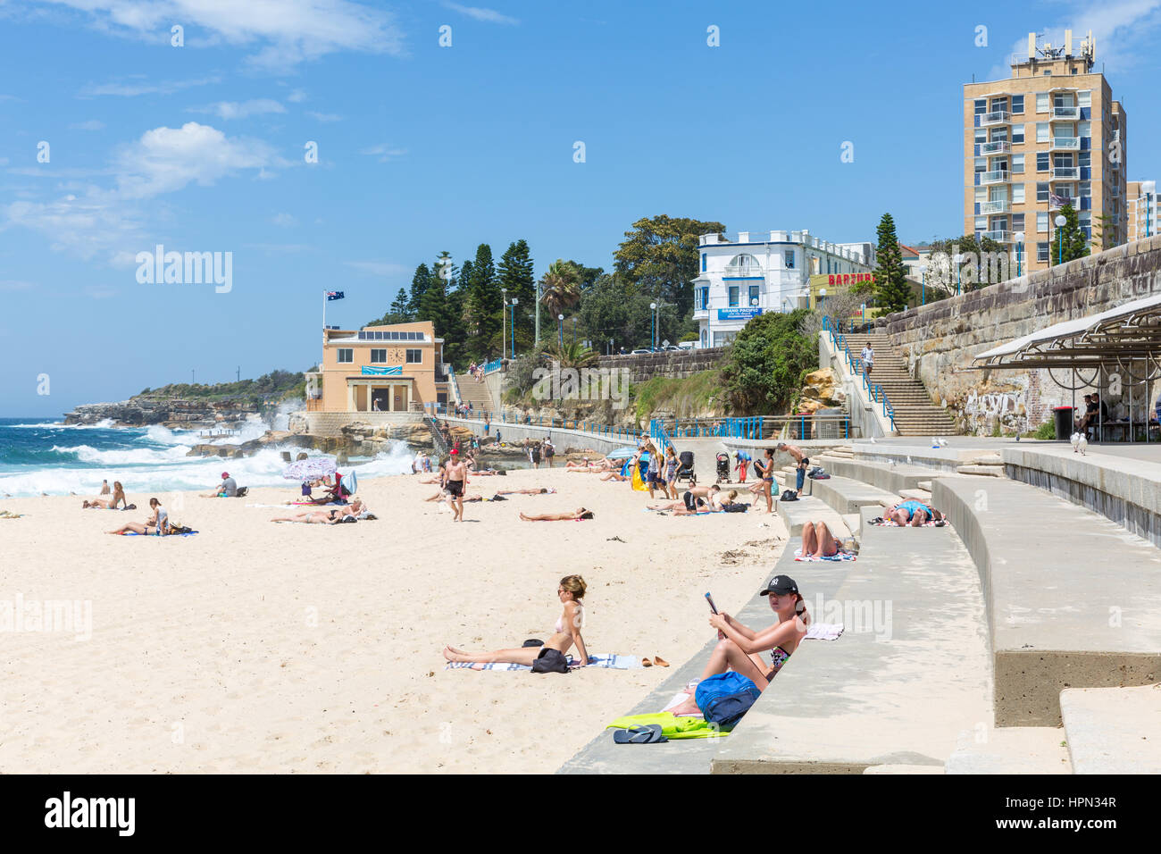 South coogee beach hi-res stock photography and images - Alamy