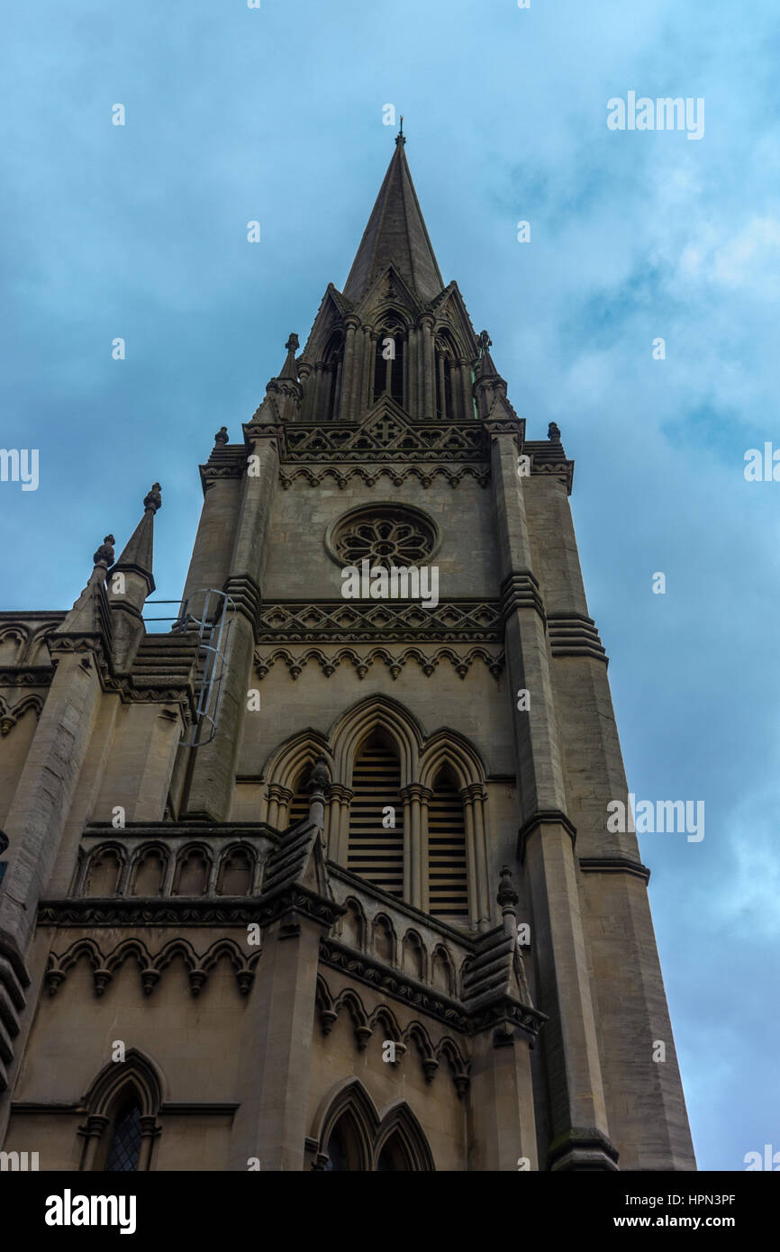 Walk around bath hi-res stock photography and images - Alamy