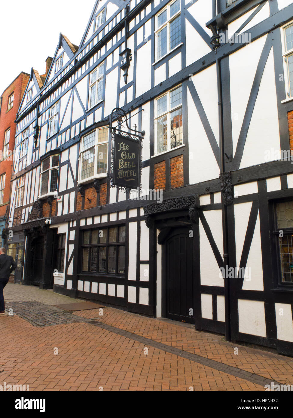 The old bell public house hi-res stock photography and images - Alamy